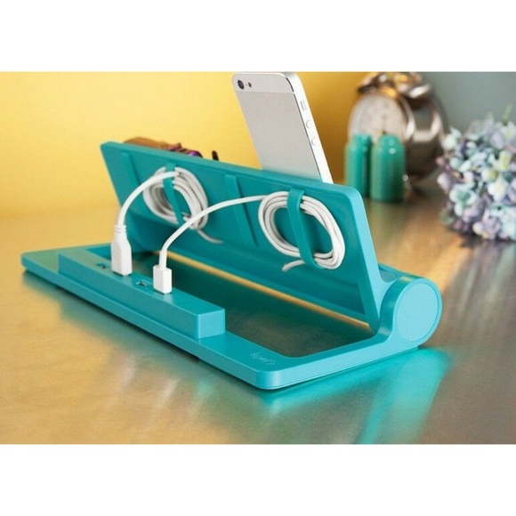 Quirky | Cell Phones & Accessories | Electric Usb Charging Dock Iphone ...